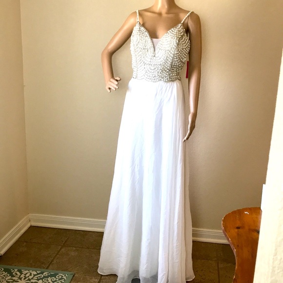 Speechless | Dresses | Speechless Ball Gown Size 3 Prom Wedding Formal ...